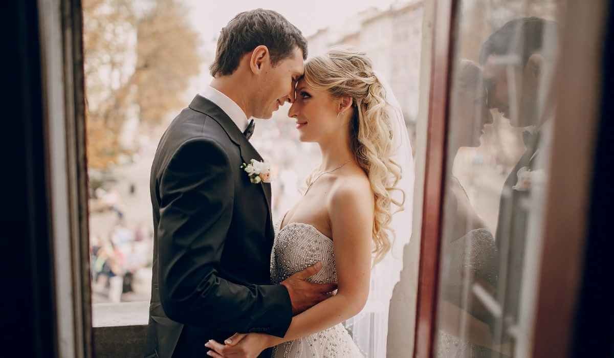 13 Signs He's Thinking About Marriage with You